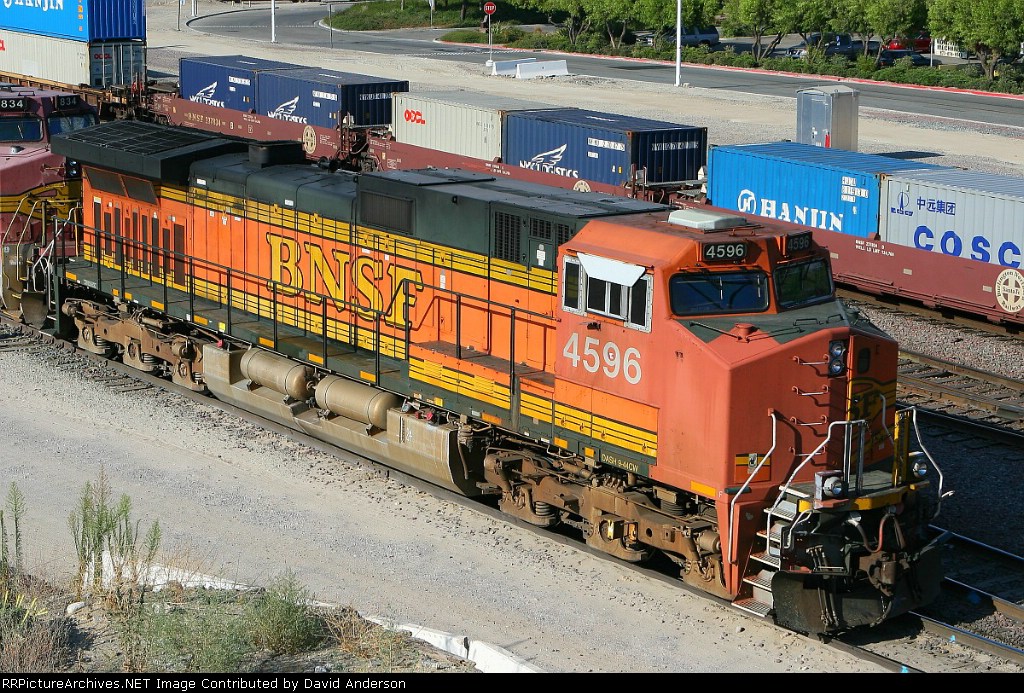 BNSF 4596